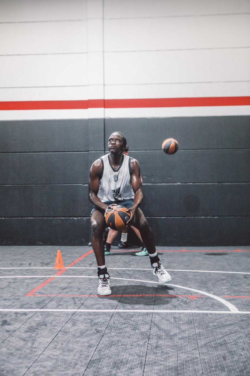 US academy shows interest in young Wagga basketballer | Region Riverina