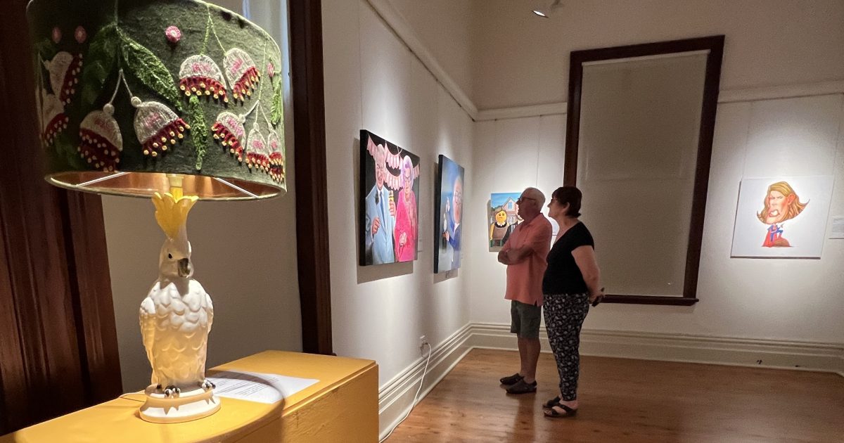 Maude the Cockatoo calls on artists to 'poke fun at power' and enter ...