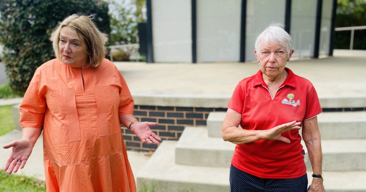 Regulator quizzed on blocking Dan Murphy's from Griffith, pokies ...