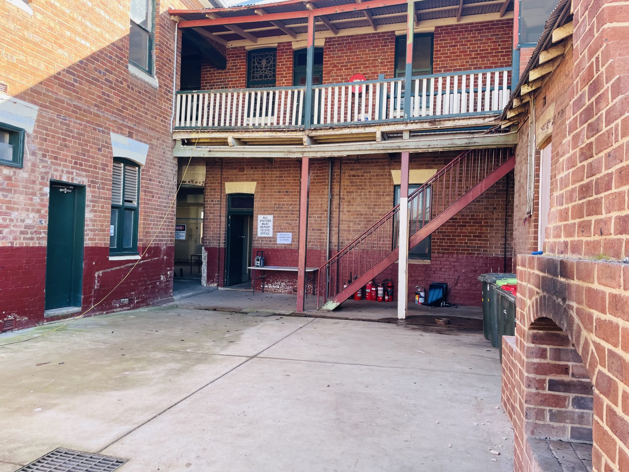 Coolamon Hotel’s 145-year history, glasshouse and cocktail bar to ...